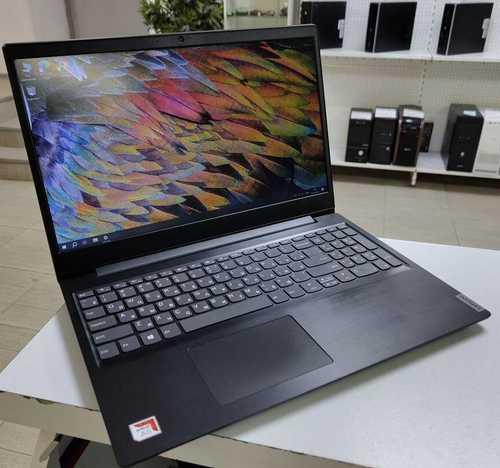 Ноутбук Lenovo AMD A6/4Gb DDR4/SSD 120Gb/Radeon R4