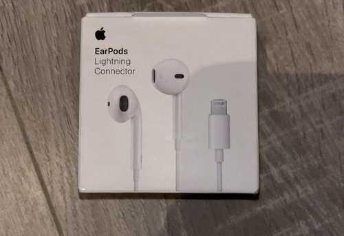 Коробка от apple earpods lightning connector