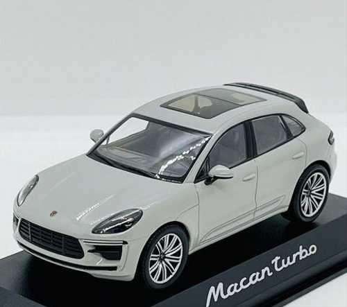 Porsche Macan Turbo 2019 Minichamps 1:43