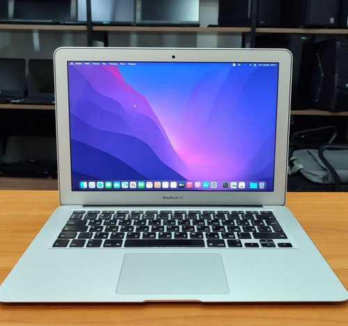 Apple macbook air 13 2017 в хорошем состоянии