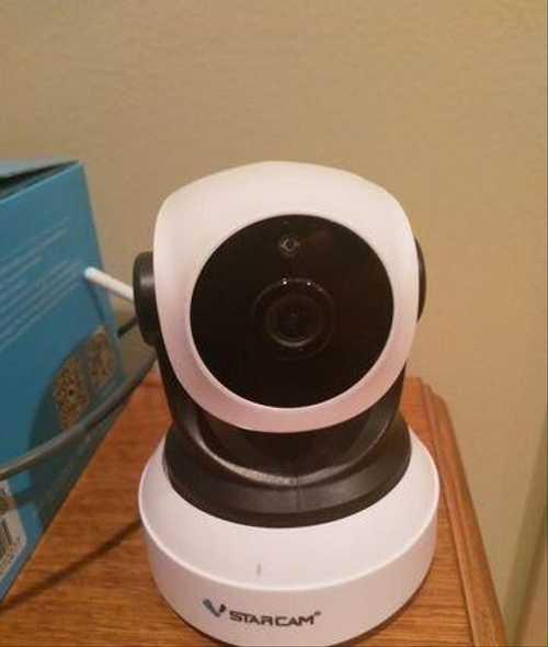 Камера видеонаблюдения поворотная WiFi внутренняя