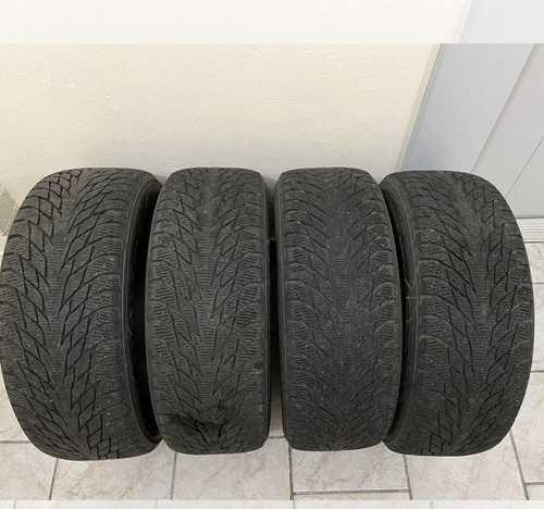 Nokian Tyres Hakkapeliitta R2 215/60 R16