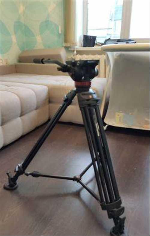 Штатив Manfrotto 546B, голова MVH502AH