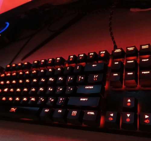 Механическая клавиатура HyperX Alloy FPS PRO