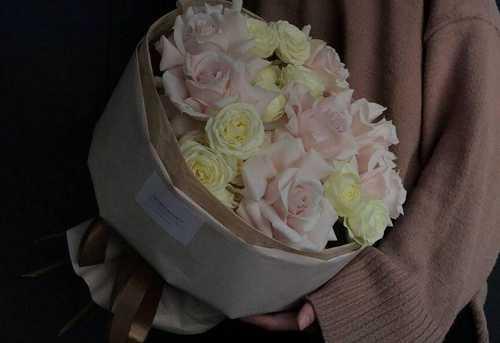 Букет роз (букет кустовых роз)