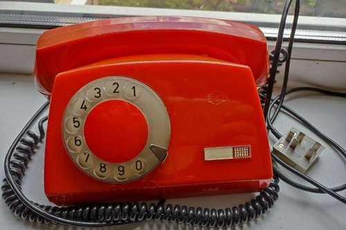 Советский телефон дисковый