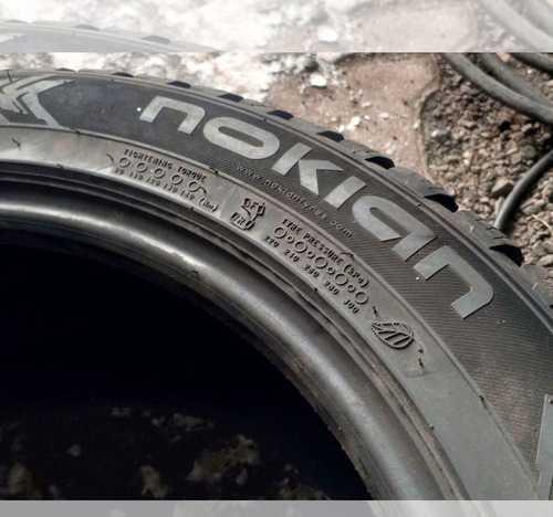 Nokian Tyres Hakkapeliitta 8 245/45 R18 100T