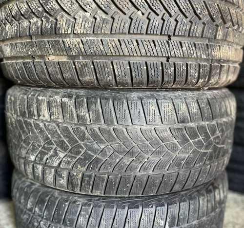Goodyear UltraGrip 8 Performance 215/55 R17