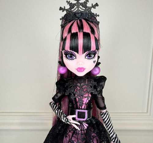 Draculaura Howliday
