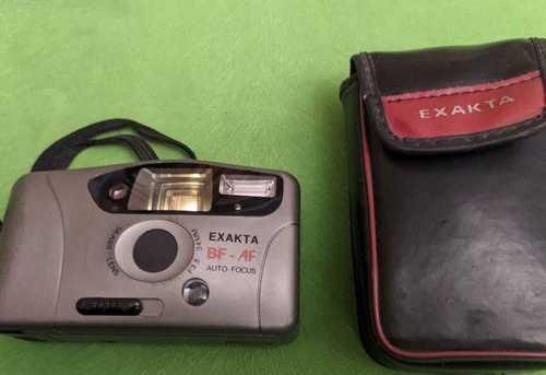 Плёночный фотоаппарат Exakta
