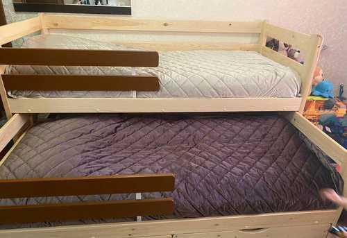 Выкатная кровать с высоким бортиком