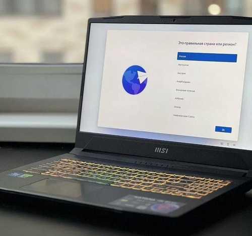 MSI katana 15 i7-13700H RTX4060 240Hz