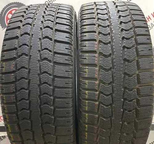 Pirelli Winter Ice Control 215/45 R17 91T