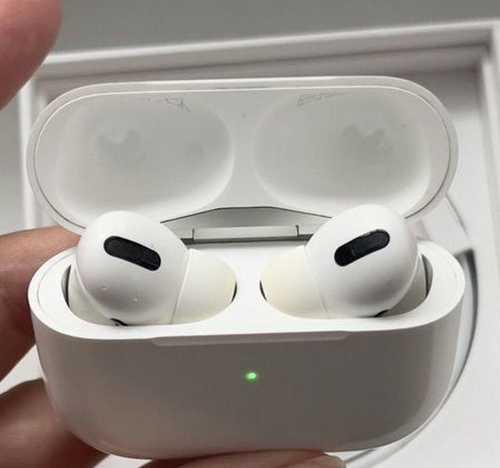 Наушники Apple AirPods Pro