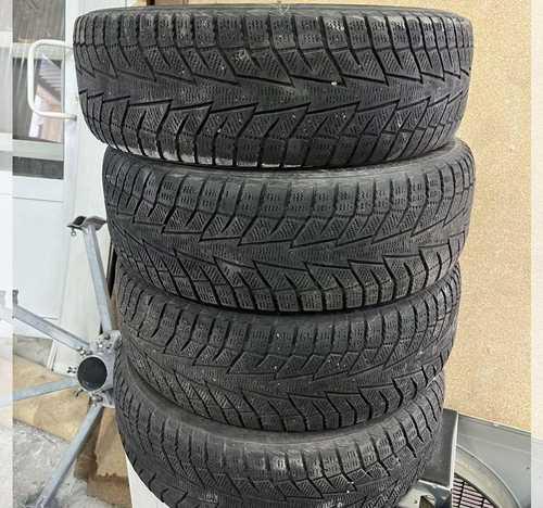 Hankook Winter I'Cept IZ2 195/65 R15