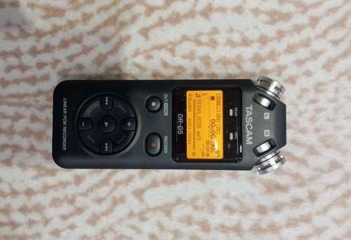 Рекордер Tascam DR 05 Version 2