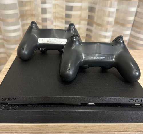 Sony ps4 slim 1000 Gb