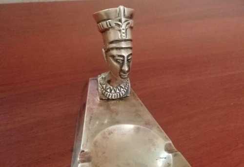 Пепельница из бронзы, Нифертити Египет