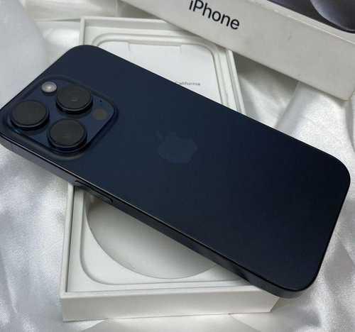 iPhone 15 Pro, 256 ГБ