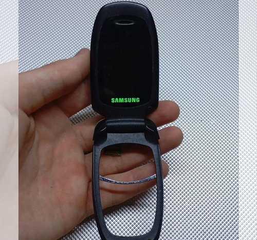 Samsung SGH C520. Дисплей с шлейфом и корпусом