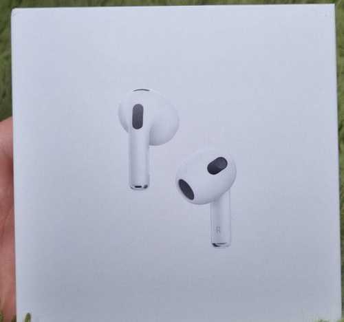 Apple AirPods 3 Lightning