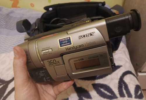 Видеокамера Sony Handycam Vision CCD-TRV48E