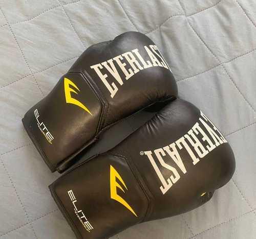 Перчатки боксерские Everlast Elite Pro style