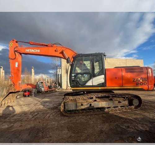 Стекло Hitachi "Zaxis "180" "200" ветровое верх