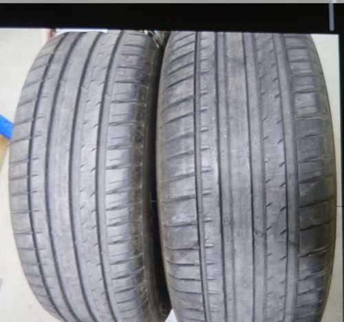 Michelin Pilot Sport 4 SUV 235/65 R17