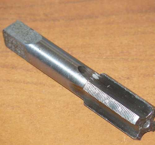 Метчик м/р М20х1 (новый, 90-е г.в.)