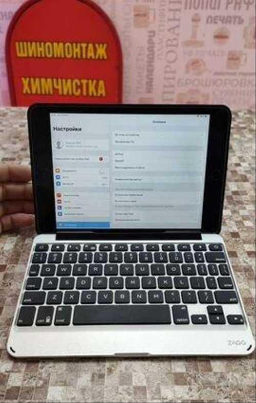 iPad mini 3 64gb wi fi + чехол и клавиатура zagg