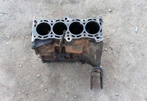 Блок цилиндров Nissan Primera P11 GA16DE