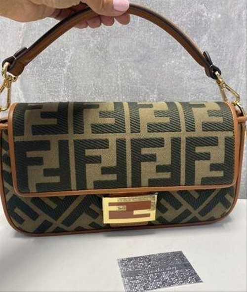 Сумка Fendi baguette haki
