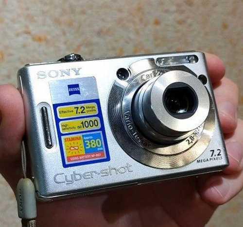 Компактный фотоаппарат sony cyber shot DSC-W35