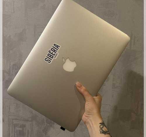 Apple macbook air a1466