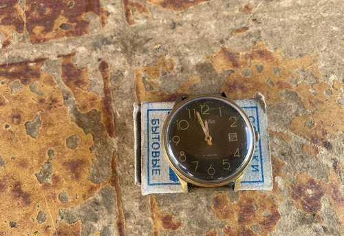 Мужские наручные часы СССР слава позолоченные
