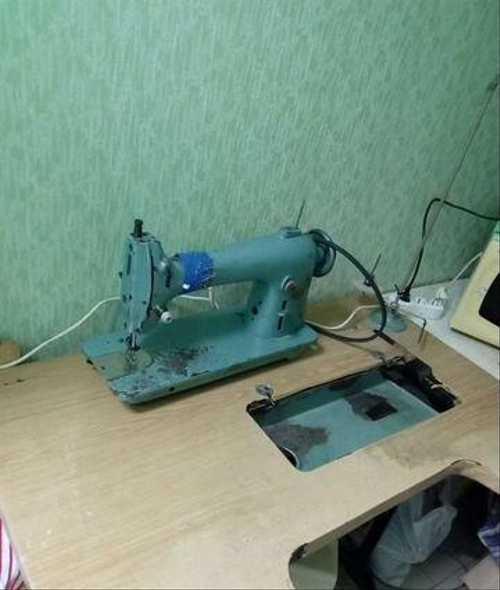 Промышленная швейная машина 1022кл