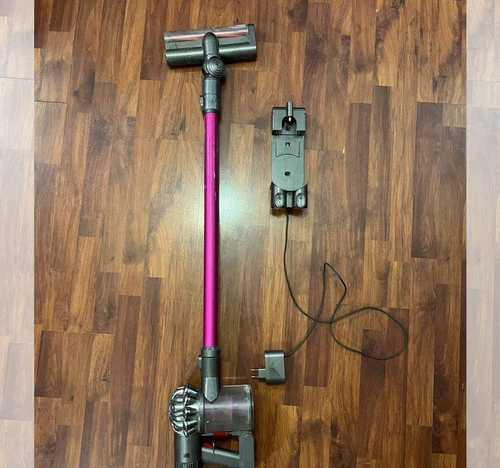 Вертикальный пылесос dyson dc62