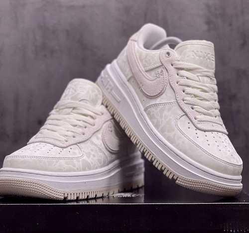 Кроссовки Nike Air Force 1