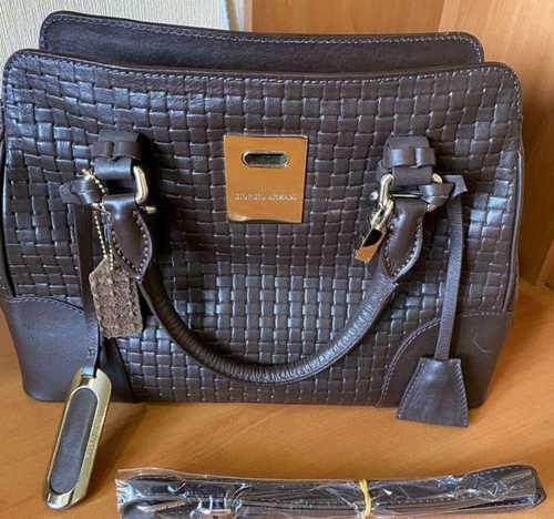 Сумка женская натуральная кожа новая gorji armani