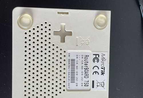 Mikrotik routerboard 750