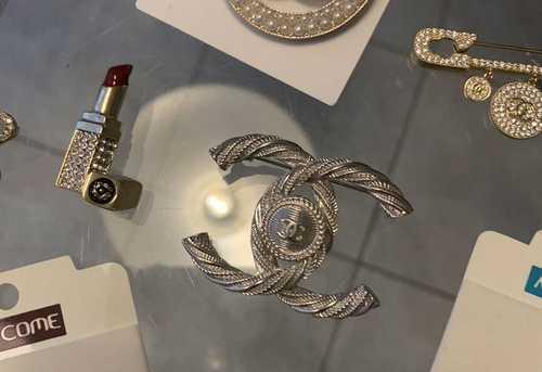 Броши Chanel Новые
