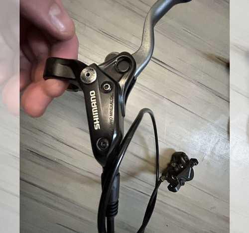 Гидравлические тормоза Shimano m425