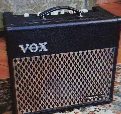 Ламповый комбоусилитель Vox VT-30