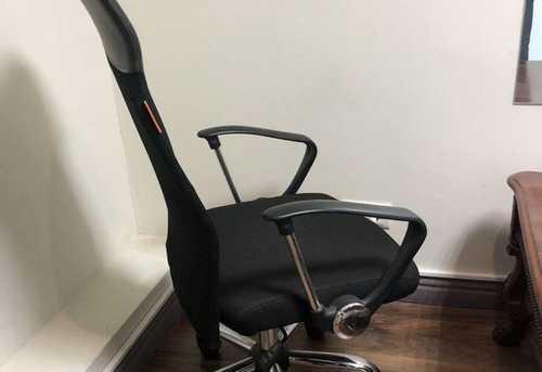 Продаю кресло офисное