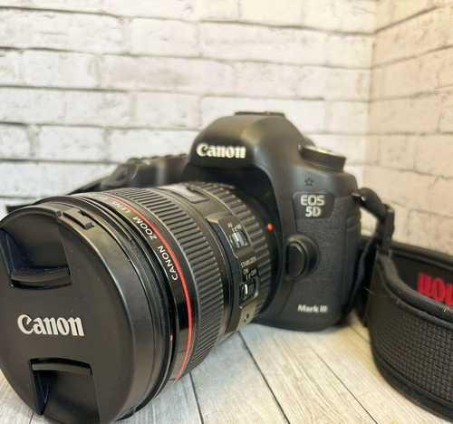 Canon 5D mark iii с объективом 24-105