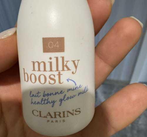 Clarins milky boost 04