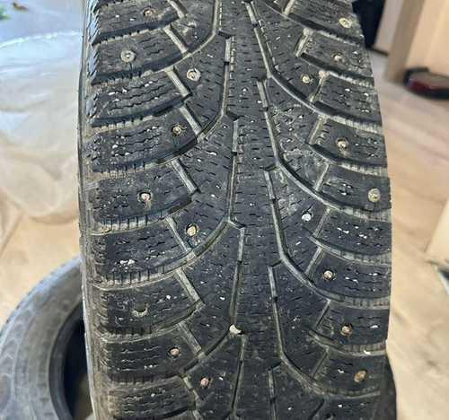 Nokian Tyres Hakkapeliitta SUV 5 225/60 R36