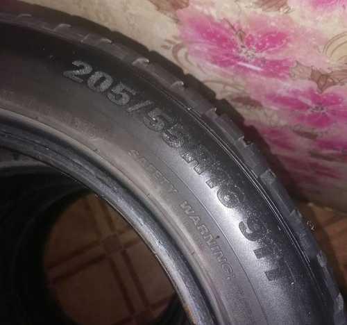 Winter Tact UG 4 205/55 R16 131B