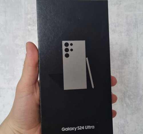 Samsung Galaxy S24 Ultra, 12/256 ГБ